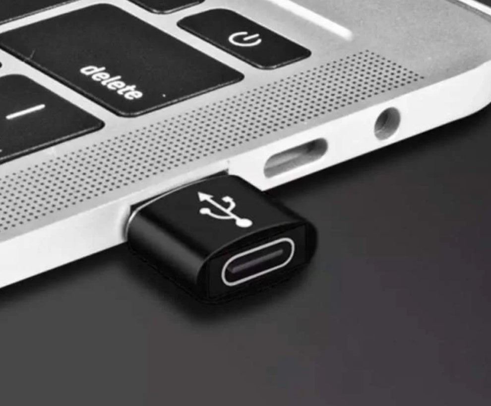 USB 2.0 to USB-C Adapter för att ansluta enheter med USB-C till dat...